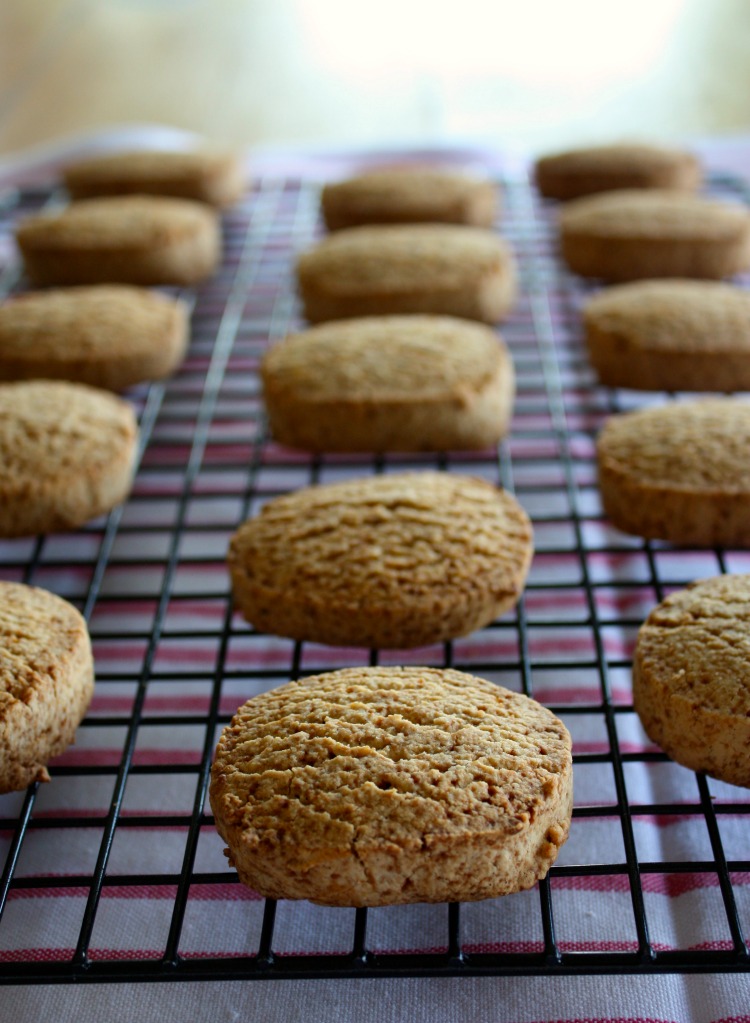 Vanilla Bean Short Bread biscuits – Low Tox Life