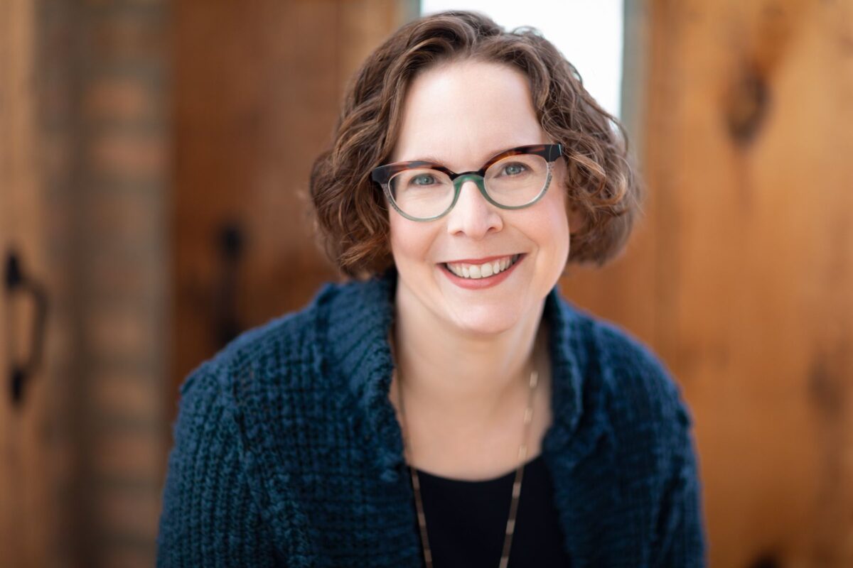 Show #401 Devorah Heitner: Growing Up in Public: Coming of Age in a ...